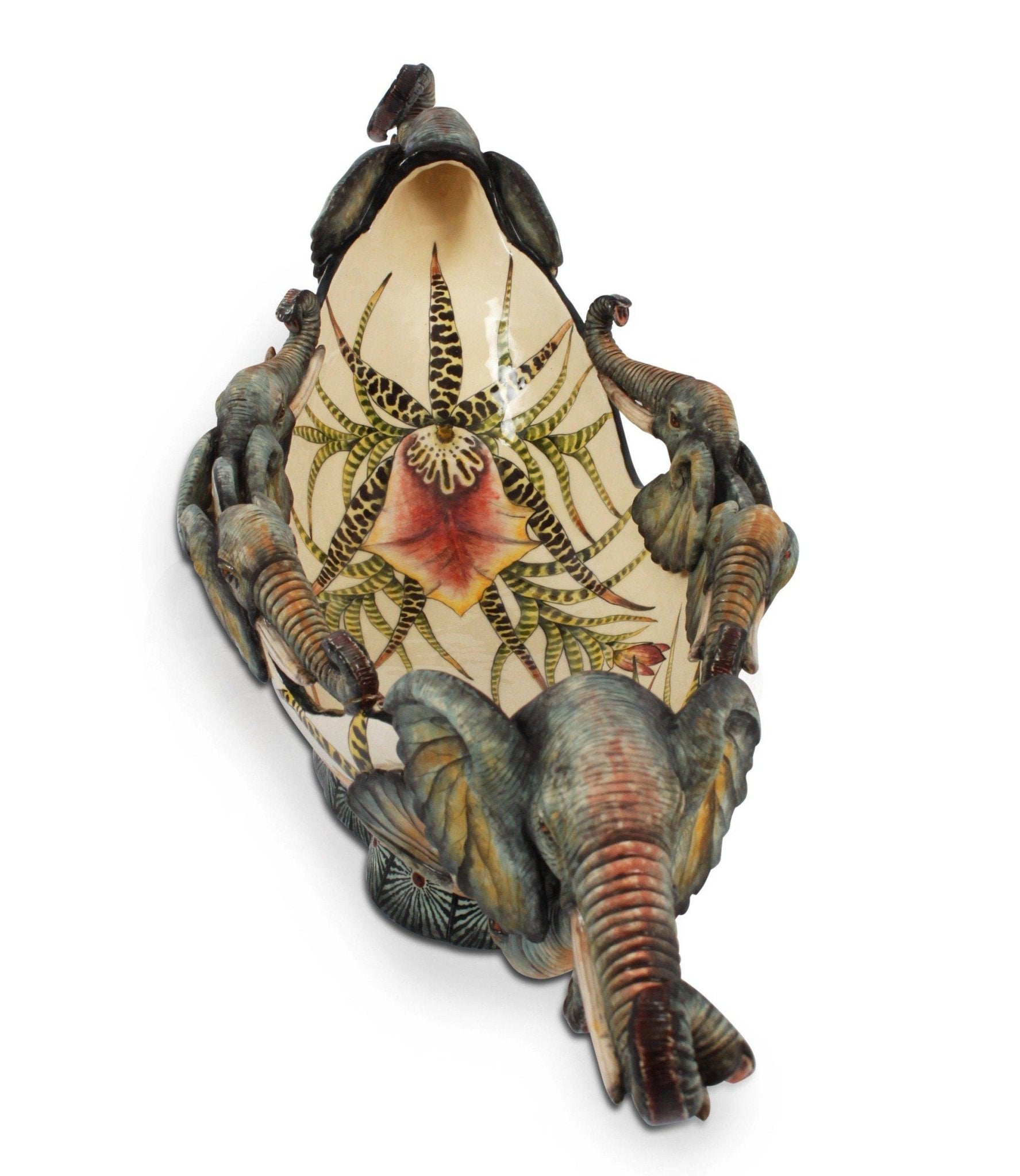 Elephant Herd Dish – THE WILD SHOWCASE